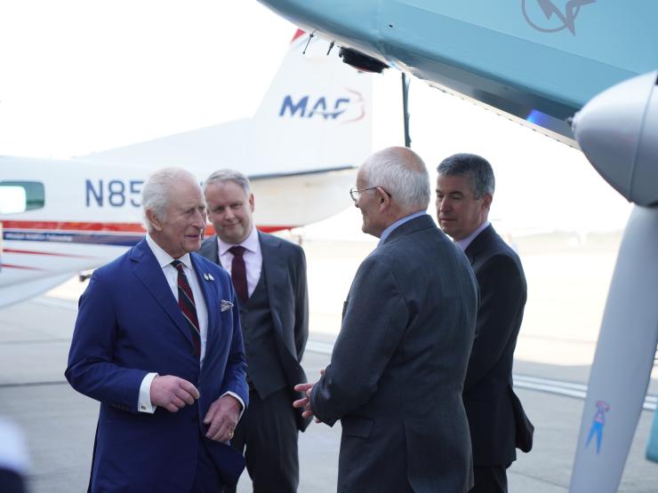 King unveils new aircraft for Christian charity MAF’s 80th anniversary
