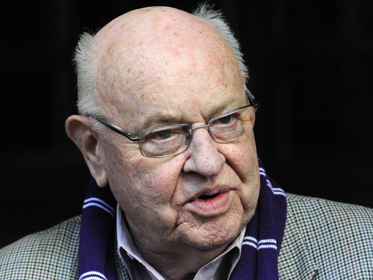 Beloved Catholic priest Bob Maguire dies aged 88