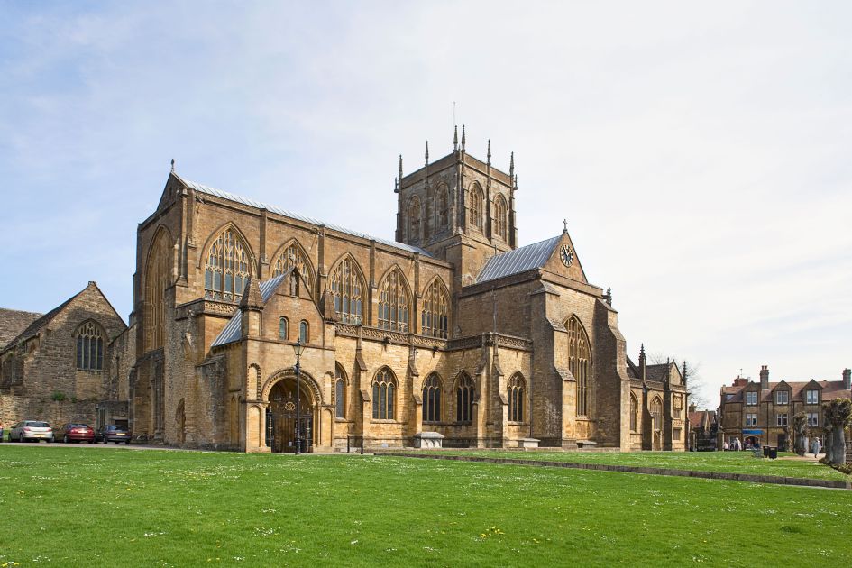 Community 'deeply shocked' after burglary at Sherborne Abbey