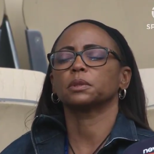 Coco Gauff's mum goes viral with courtside prayer at French Open final