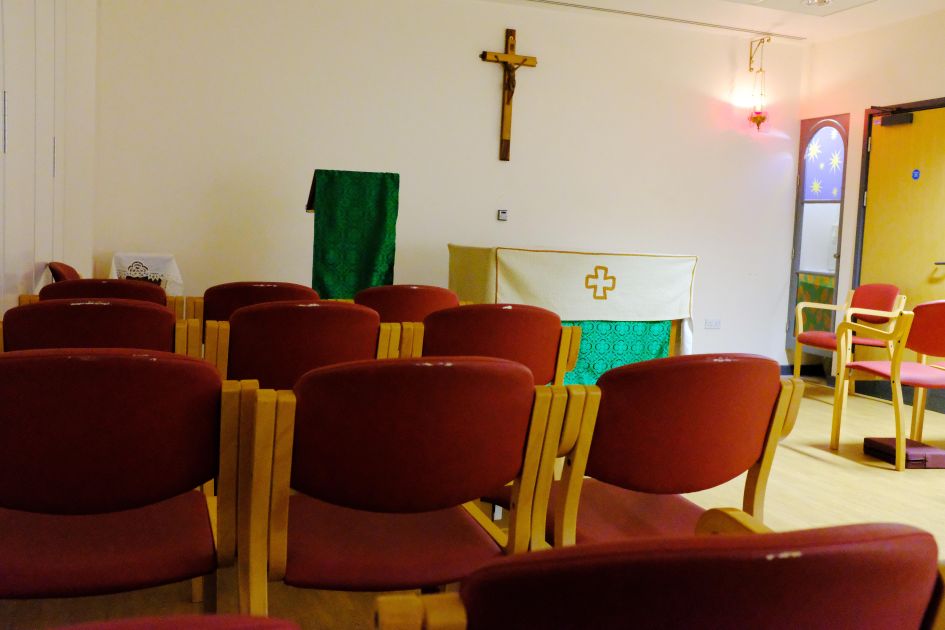 'Exhausted and undervalued' NHS staff turning to chaplains for hope
