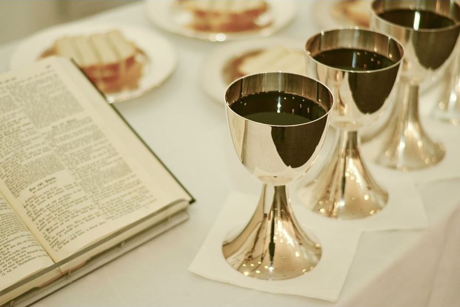 Catholic church sparks backlash after refusing communion to young ...