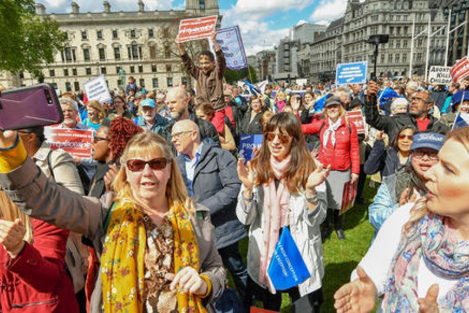 Thousands join pro-life march in London