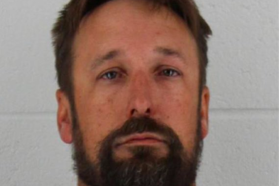 'I stabbed my family': Former children's pastor pleads guilty to ...