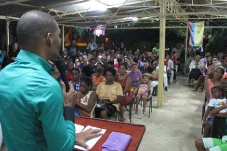 Cuban government orders church demolitions