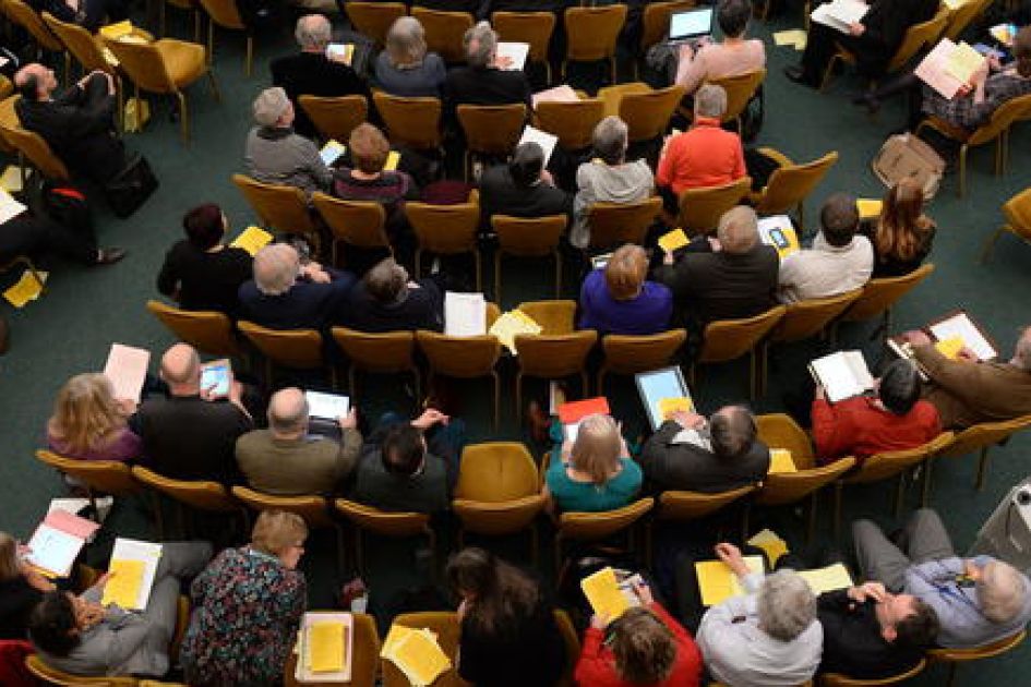 Marriage banns to continue after defeat at General Synod