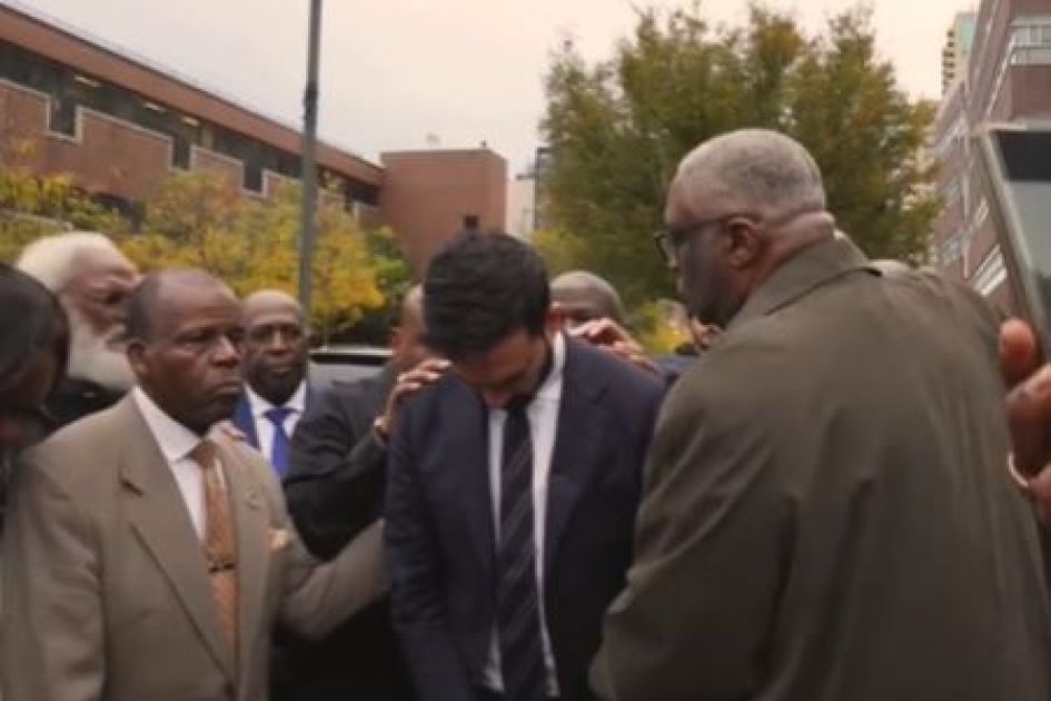 Pastors seen praying over newly elected Muslim NYC mayor in powerful video