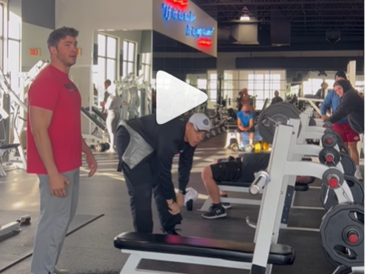 Christian influencer goes viral for preaching at the gym