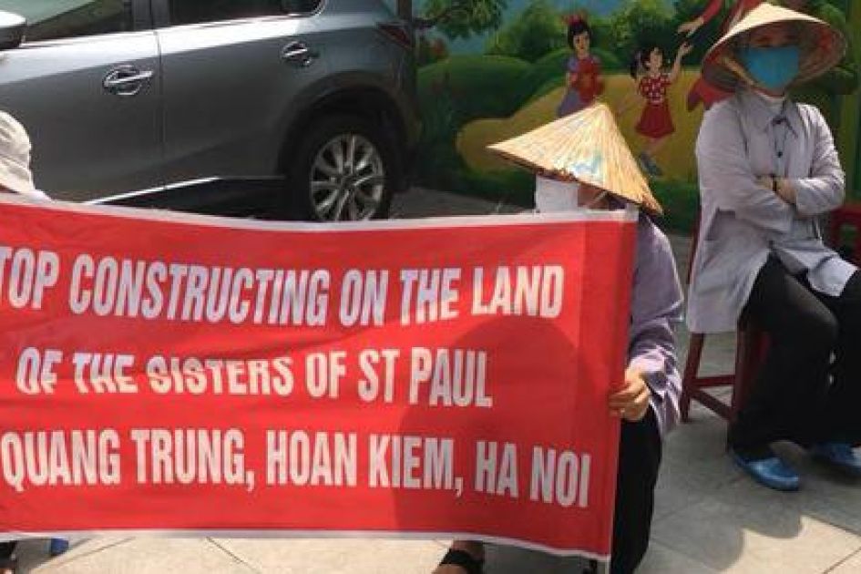Nuns beaten in Vietnam at peaceful protest