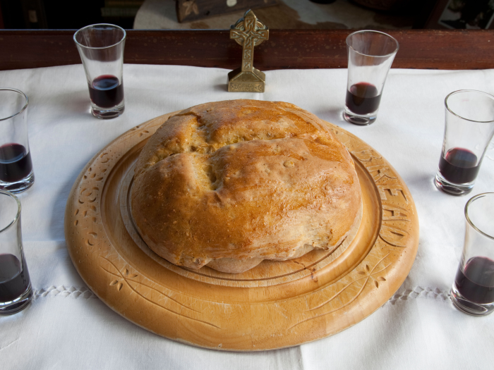 Communion cannot be gluten free or non-alcoholic, say church rules