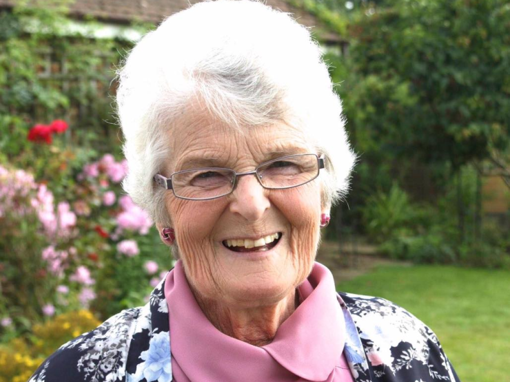 Christian author and healing ministry leader Jennifer Rees Larcombe ...