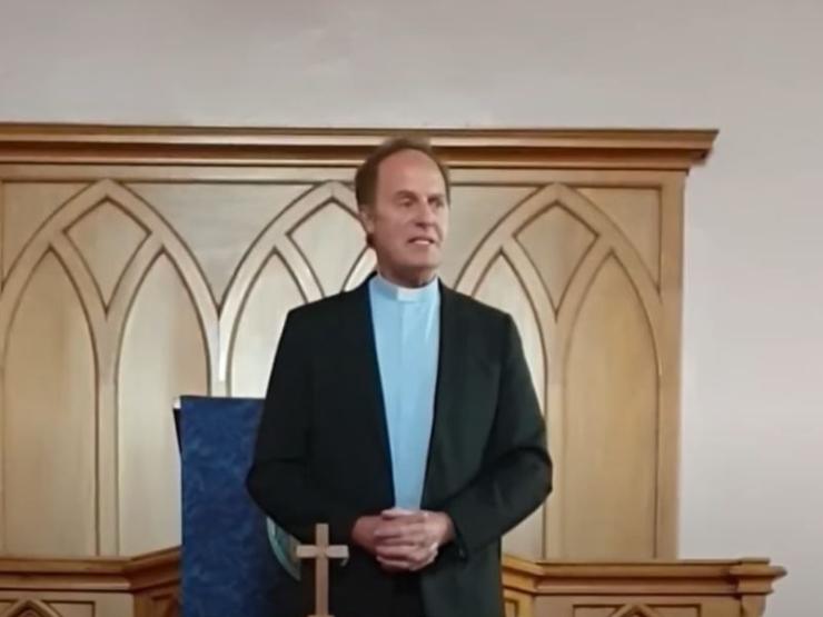 Tributes pour in after Scottish vicar dies at his church