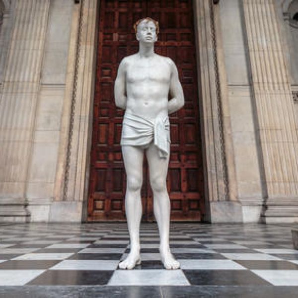 'Strikingly vulnerable' statue of Jesus reminds London of restrictions ...