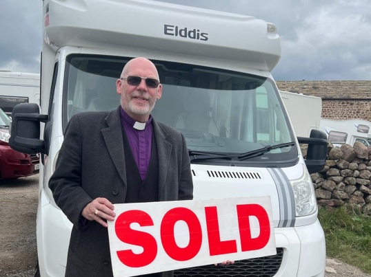 Motorhome ministry: Bishop swaps house for ‘church on wheels’