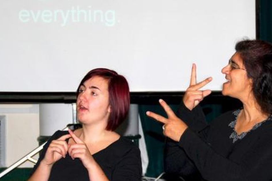 New church partnership to encourage Deaf Church