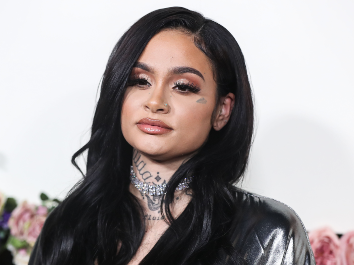 Kehlani praises God publicly in new singing video