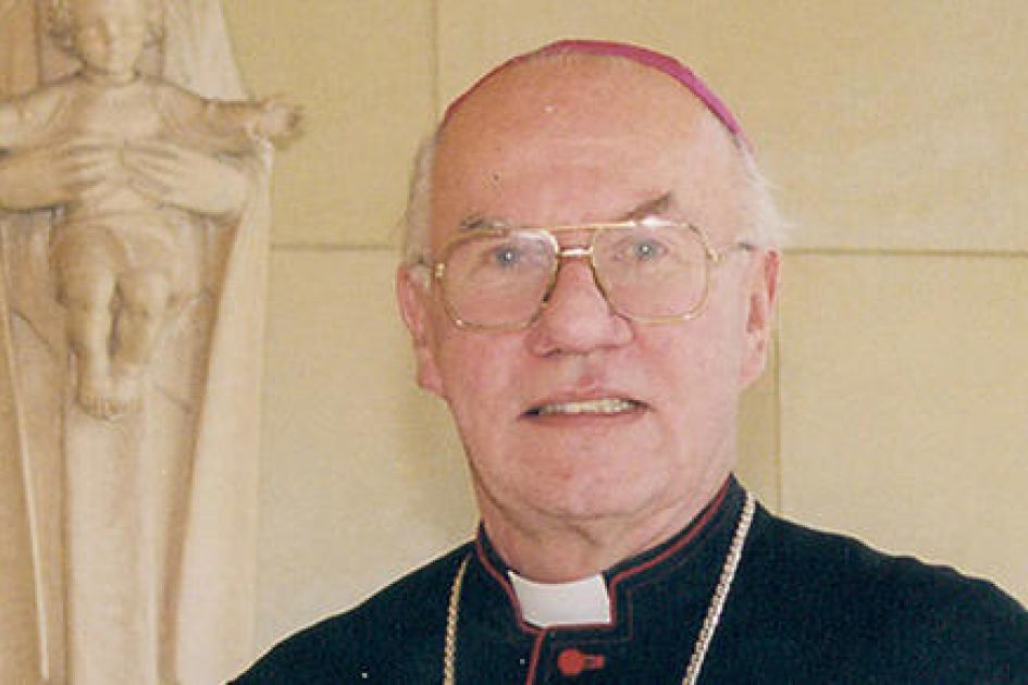 Tributes paid to former Bishop of Motherwell