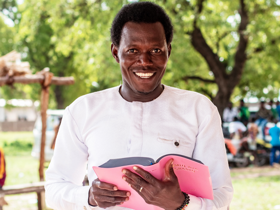 Celebrations as Bible translated into 800th language