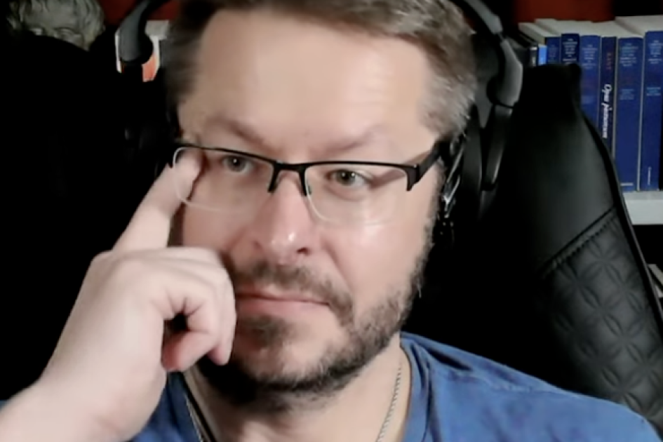 Popular Christian apologist confesses to sexual activity with minors
