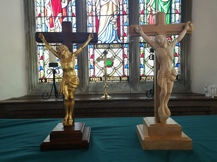 England returns 107-year-old crucifix to France