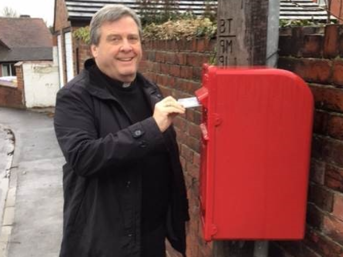 The city that's receiving 65,000 Christmas cards from its church leaders