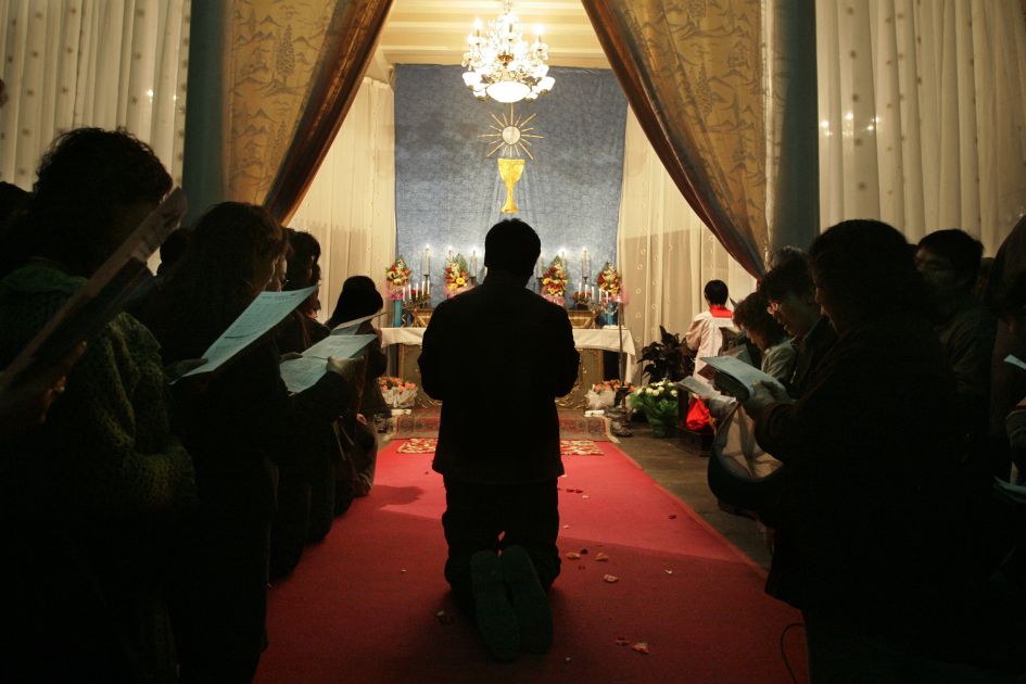 Beijing bishop visits Hong Kong amid tensions between China and Vatican