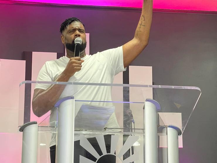 Apology issued by Missouri pastor who said his congregation were 'poor ...