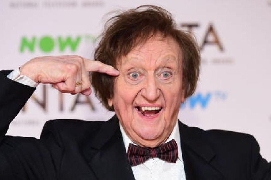 Christian and comedy legend Sir Ken Dodd dies at his Knotty Ash home ...