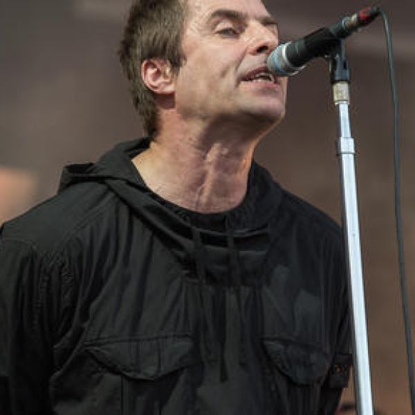 Rock star Liam Gallagher sings hymn in radio interview