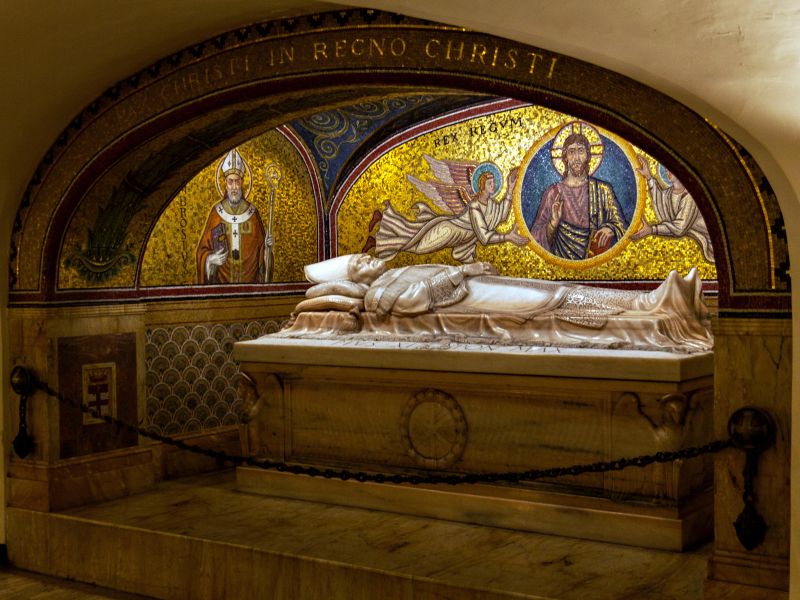 Peter S Tomb